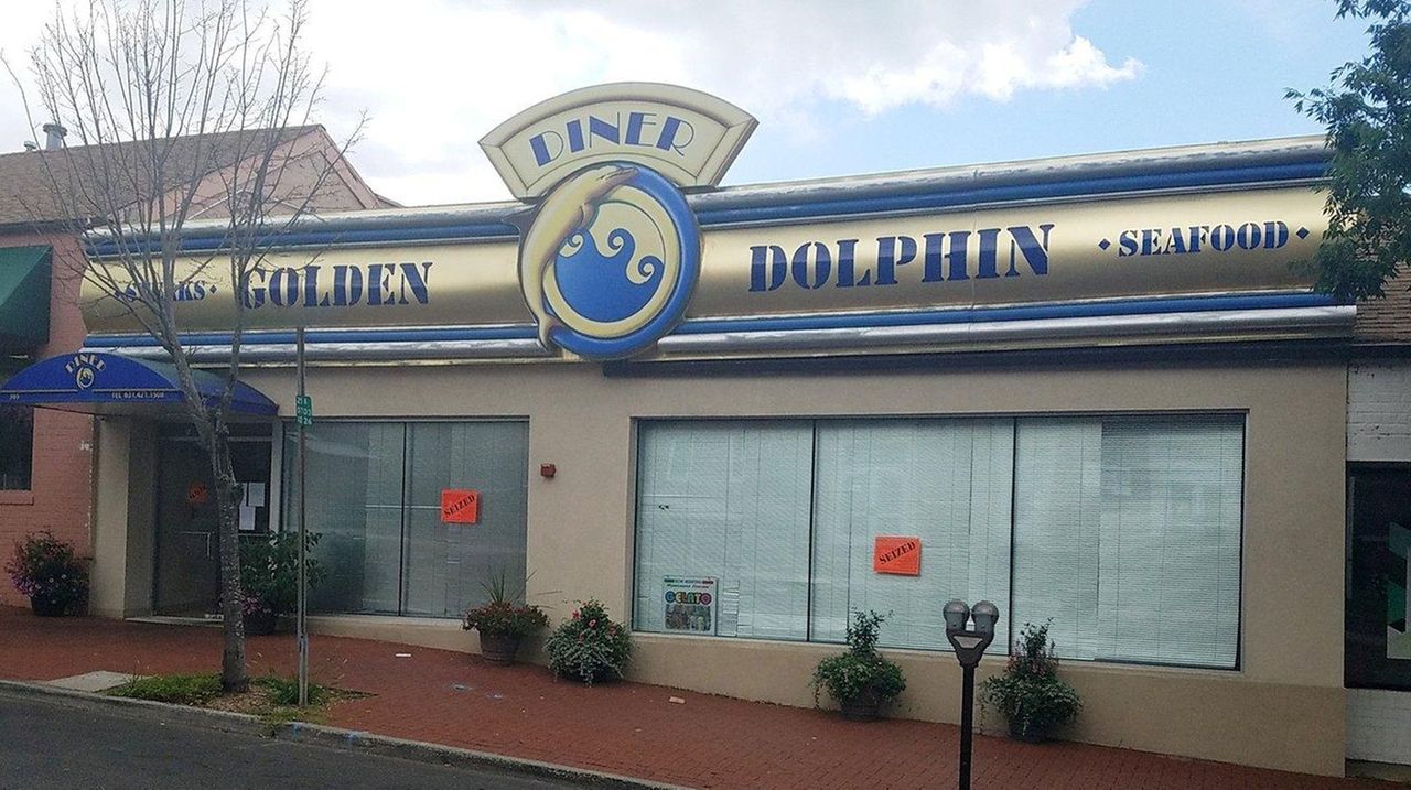 Huntington’s Golden Dolphin Diner owed $163G, tax officials say - Newsday