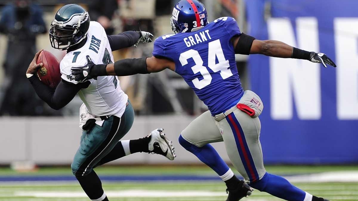 Deon Grant back to phinish Philly - Newsday