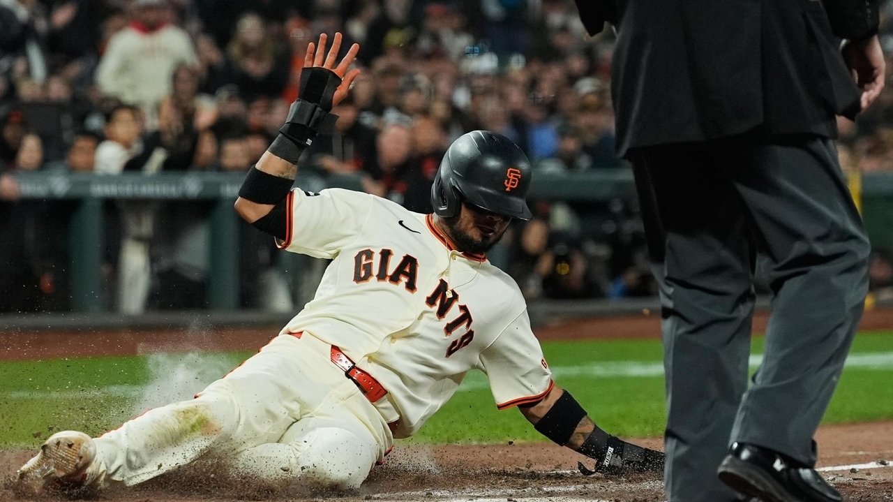 Schmitt homers, McDonald sharp as Giants edge Padres 3-2 to end 6-game ...