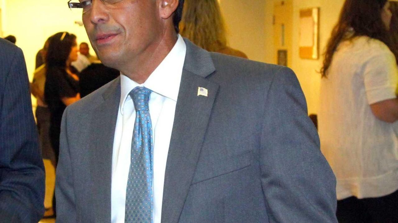 Mark Bonilla's attorney challenges accuser; video shows touching - Newsday