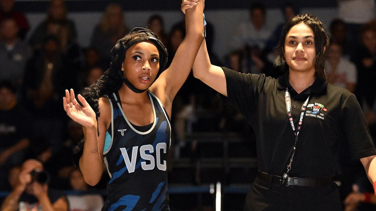 Newsday Athlete of the Week is Valley Stream Central's Tyasia Buxton - Newsday