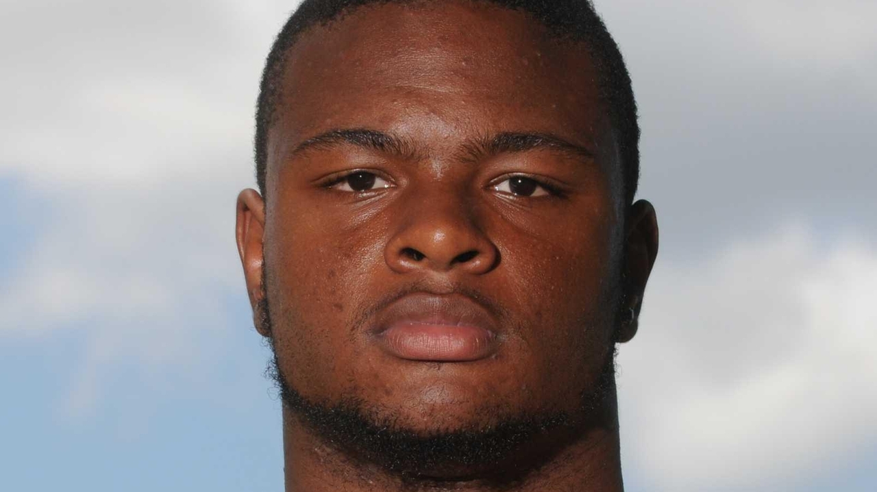 LI football players to watch 2012 - Newsday