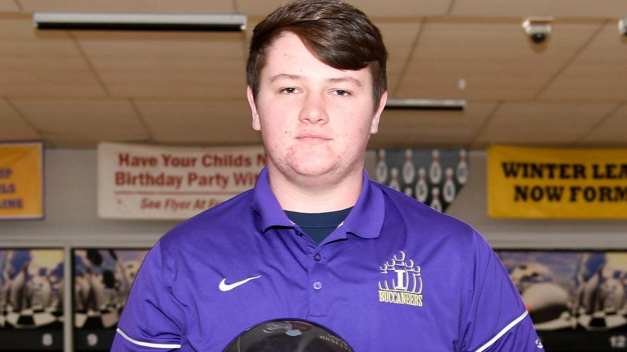 Islip's Kornahrens is Newsday's Athlete of the Week - Newsday