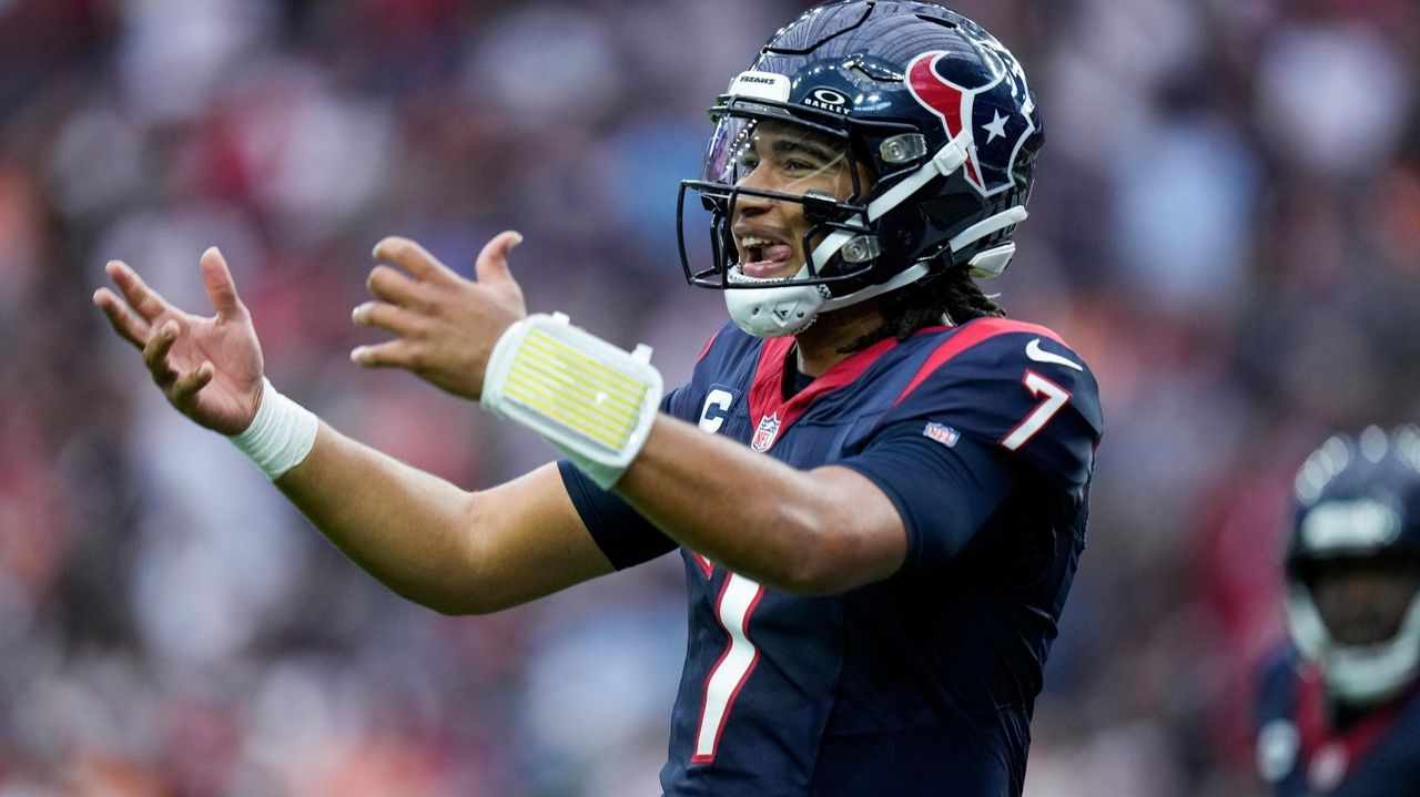 Fantasy plays: Players to start and sit for NFL Week 10 - Newsday