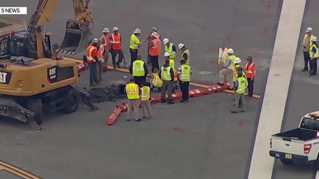 LaGuardia Airport runway reopens after sinkhole is repaired - Newsday