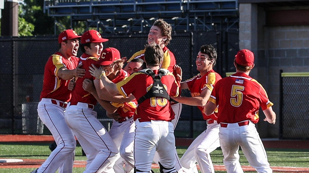 Chaminade beats Kellenberg and claims CHSAA baseball championship - Newsday