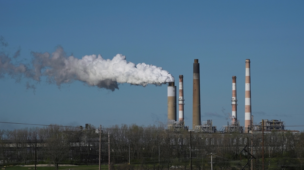Trump EPA moves to repeal climate rules that limit greenhouse gas ...