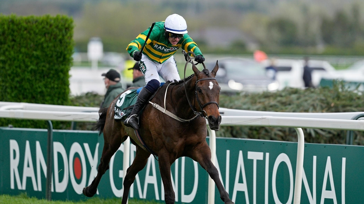 Co-favorite I Am Maximus wins the Grand National - Newsday