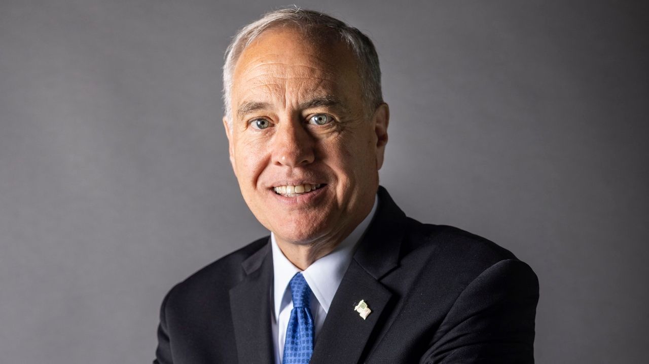 Thomas DiNapoli for New York State comptroller - Newsday