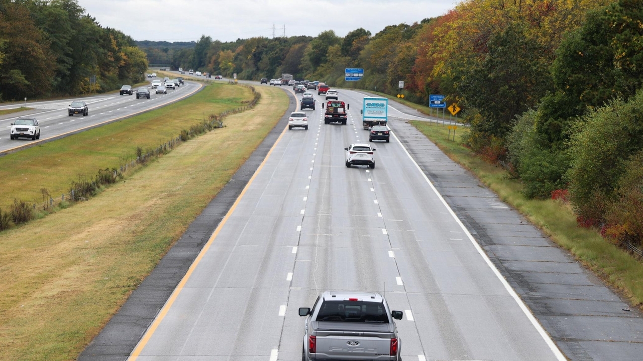 Long Island Expressway paving project completed between Exits 67 and 69 ...