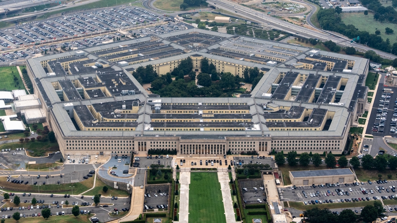 Pentagon-funded research at colleges has aided the Chinese military, a ...