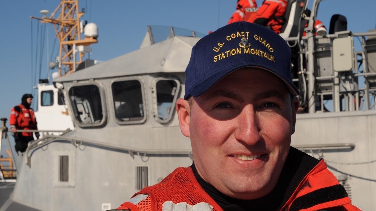 Coast Guard adds surf rescue boat in LI waters - Newsday