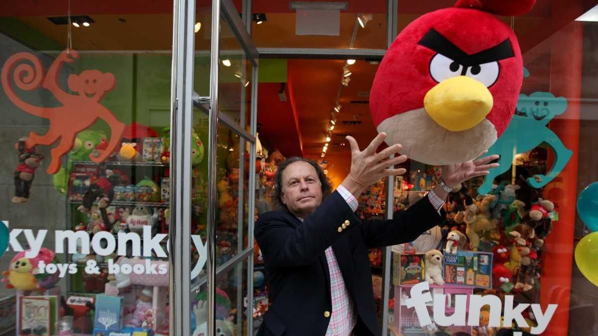 Funky Monkey toys pop up in Americana mall - Newsday