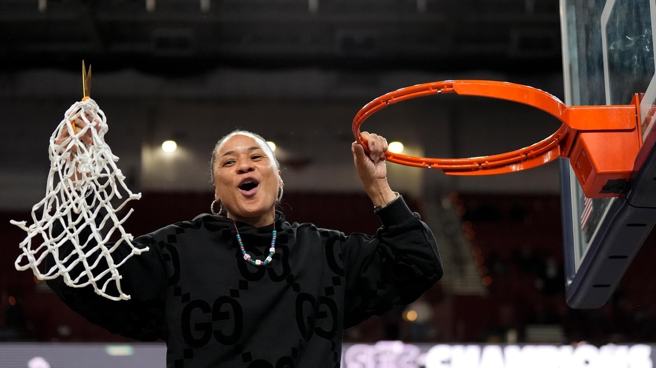 March Madness: SC's Staley believes others besides Cardoso deserved ...