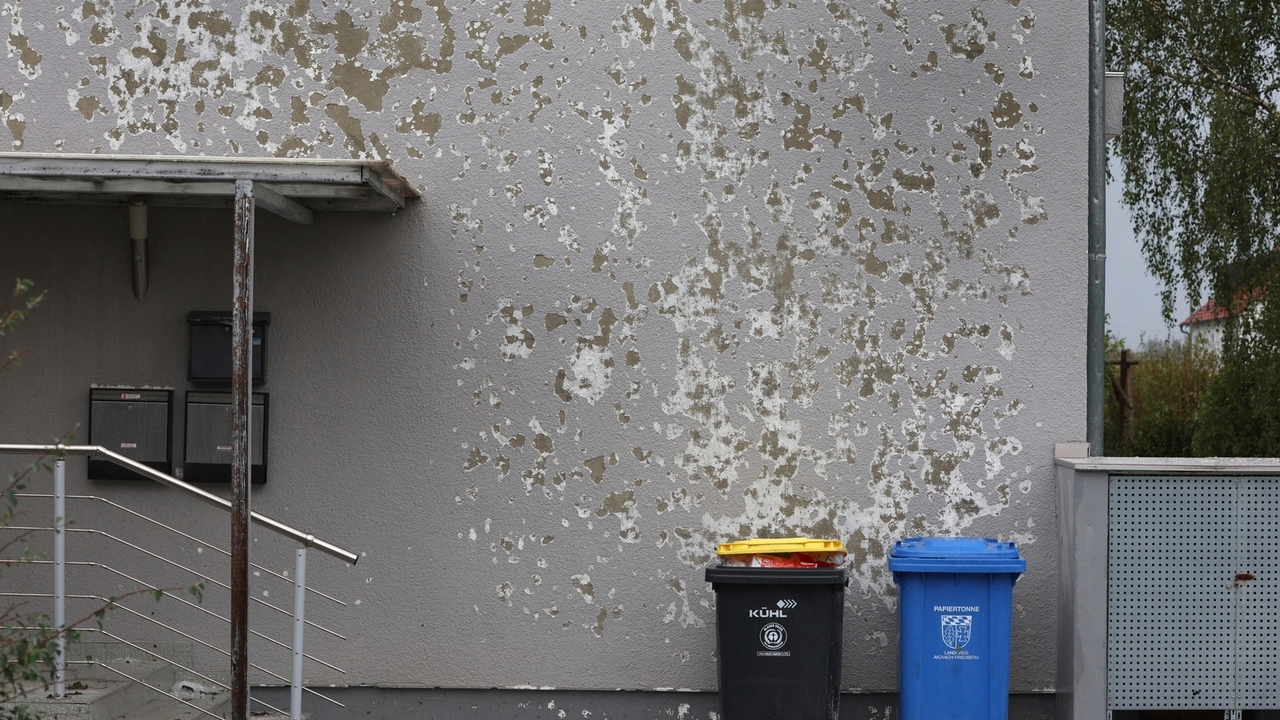 Large hailstones cause extensive damage in a small German town as a ...