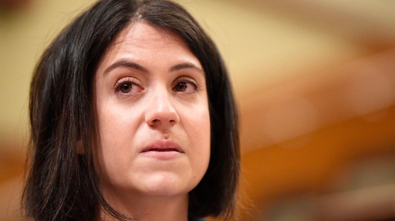 Cuomos Handling Of Accusations May Have Violated Harassment Law Newsday