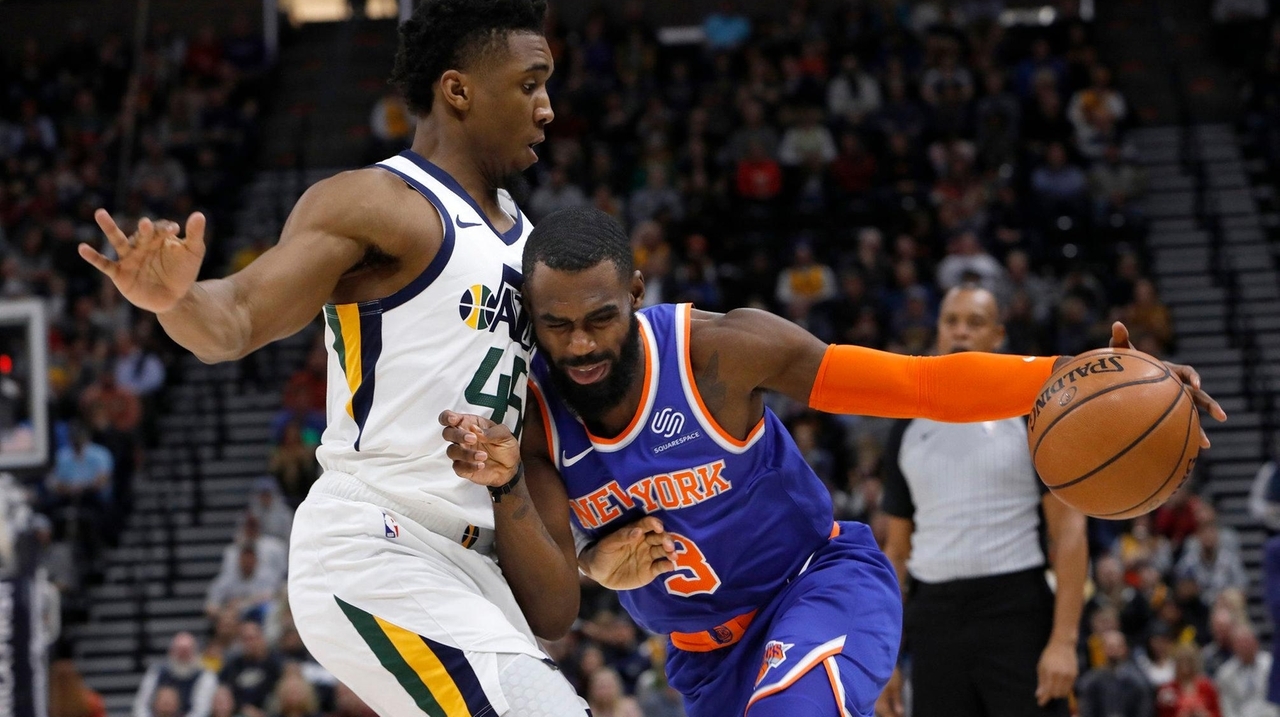Knicks fall behind by 46 points in pummeling by Jazz - Newsday
