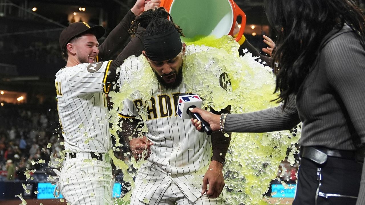 Tatis hits a 2-run walk-off homer to give Padres a 6-4 win over the Angels - Newsday