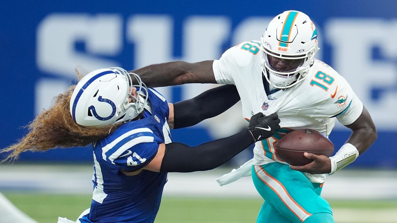 Tim Boyle finishes game at QB for Dolphins after Tyler Huntley leaves ...