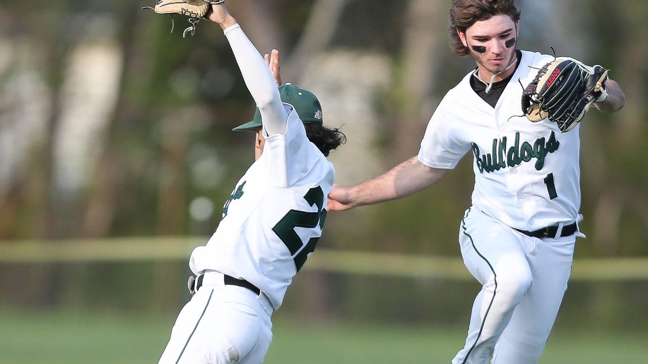 Photos: Lindenhurst-Commack baseball - Newsday