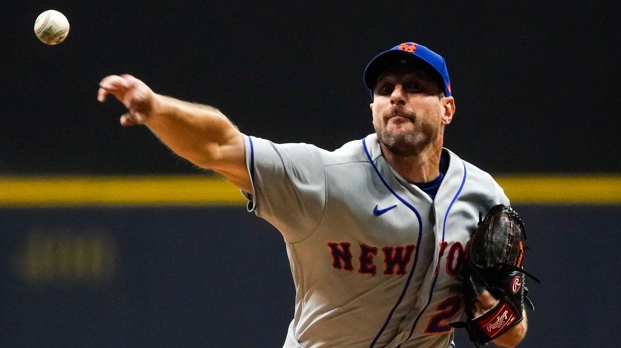 Mets clinch playoff spot as Scherzer tosses six perfect innings vs ...