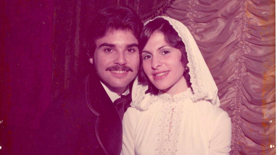 Love story: Elisa and Steven Hanson, Garden City - Newsday