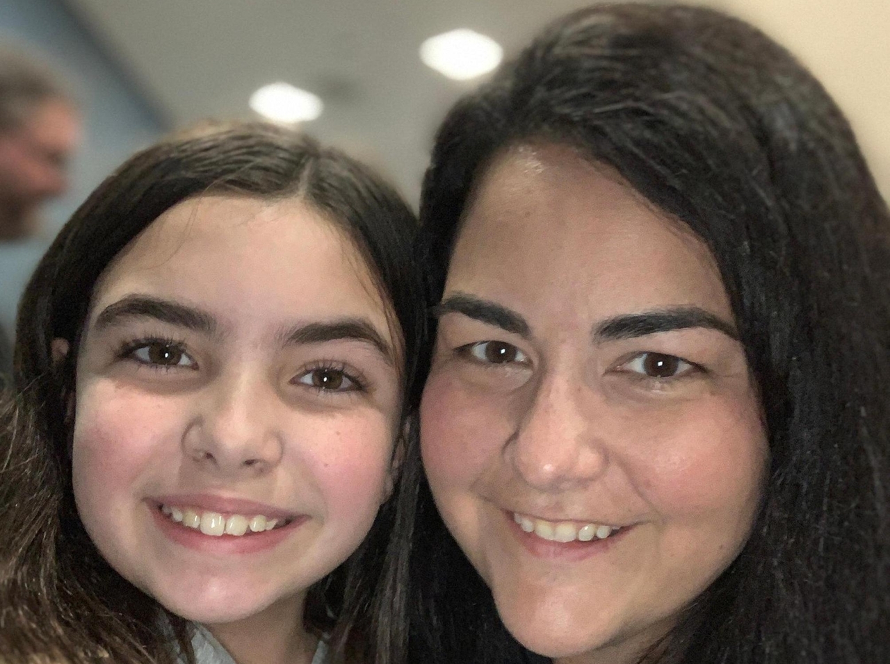 Mother-daughter look-alikes - Newsday