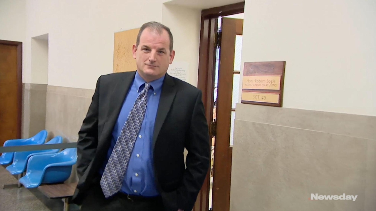 Contractor sentenced to probation for stealing from Sandy victims - Newsday
