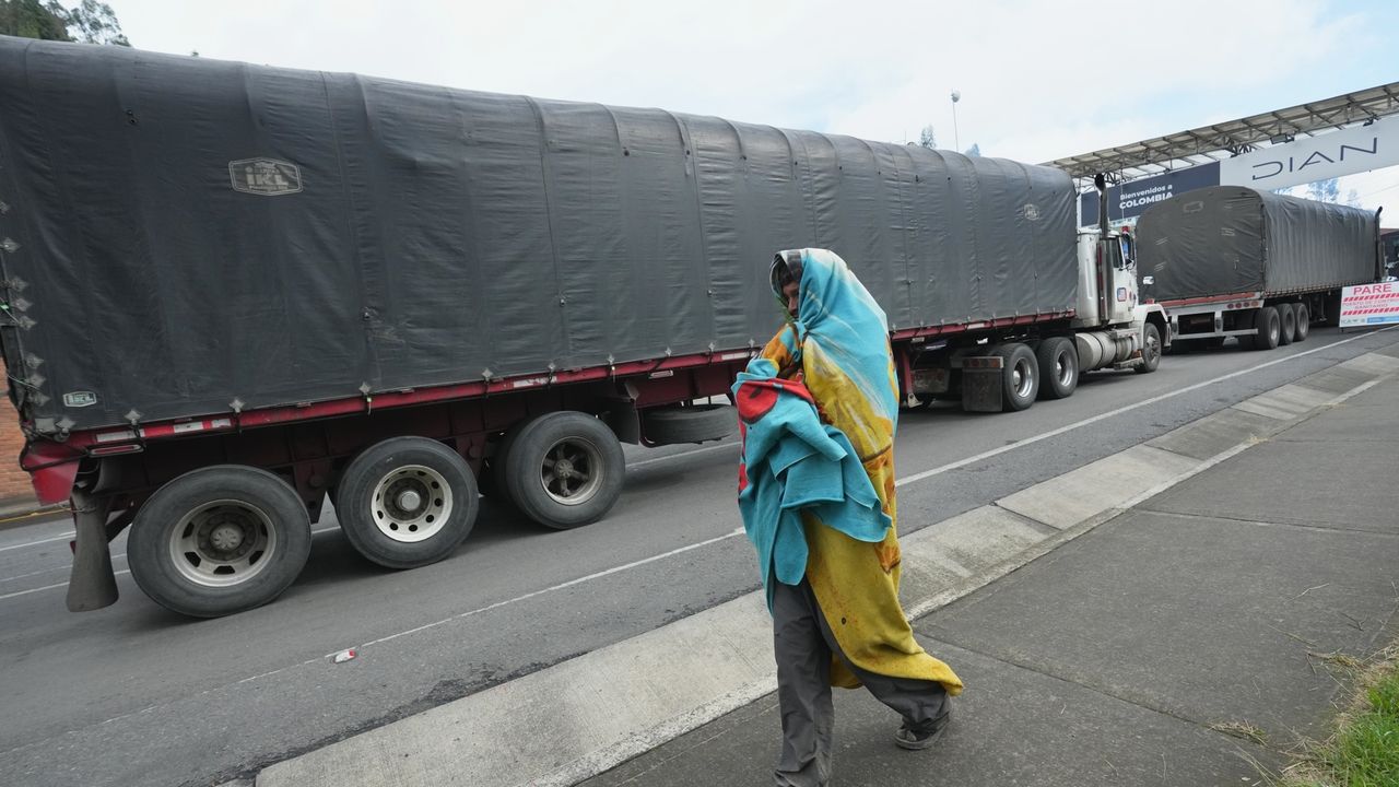 Colombia blasts Ecuador's pipeline fee hike as trade war between ...