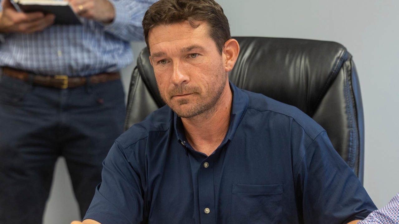Sewer commissioner can appear on Tuesday's ballot, district says - Newsday
