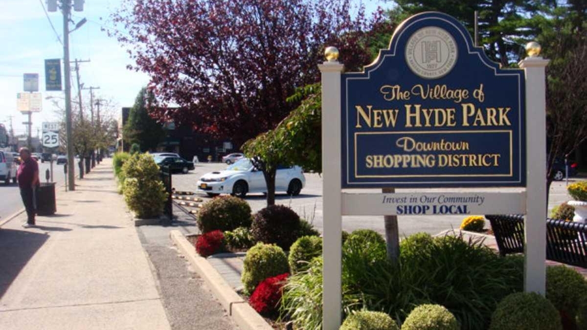 Robert Lofaro to run for New Hyde Park mayor - Newsday