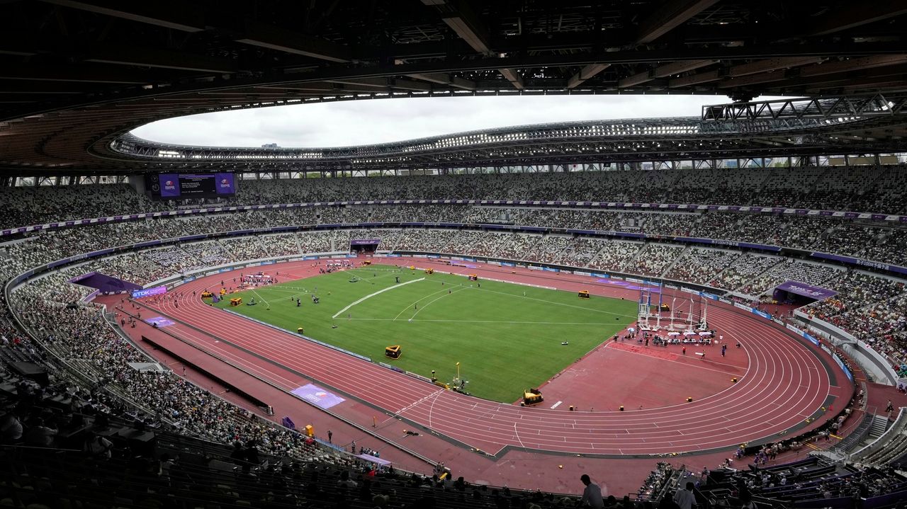 Gender testing returns to track, stirring up harsh memories and doubts ...