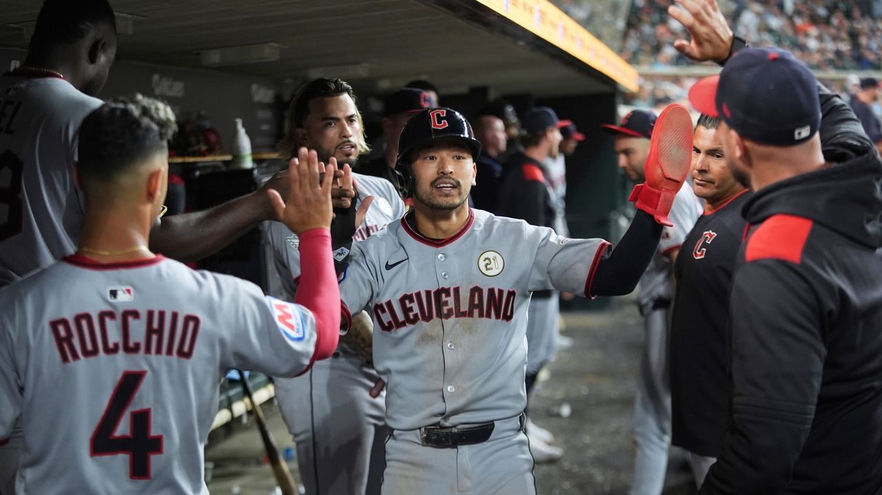 Guardians win for 10th time in 11 games, beat Tigers 7-5 with 4 extra ...