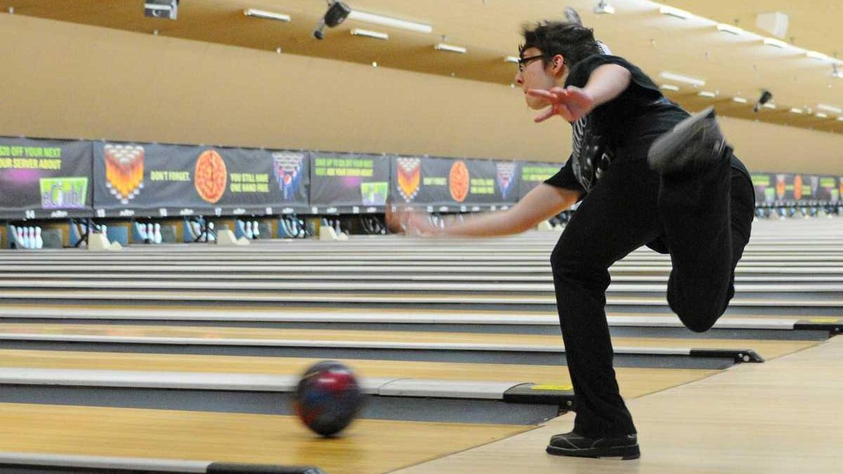 Long Island girls bowling preview - Newsday