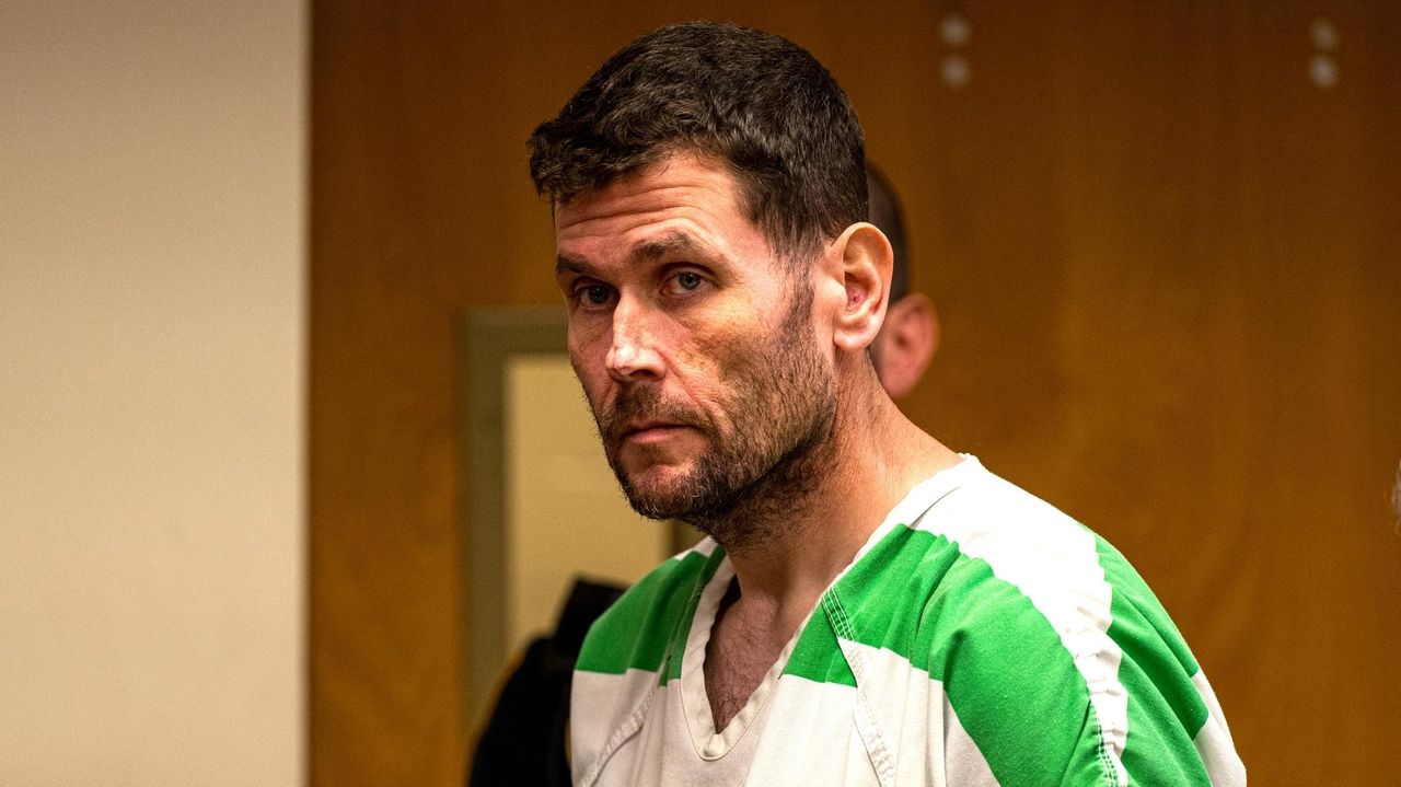 Christopher Miller pleads not guilty to indictment charging him with ...