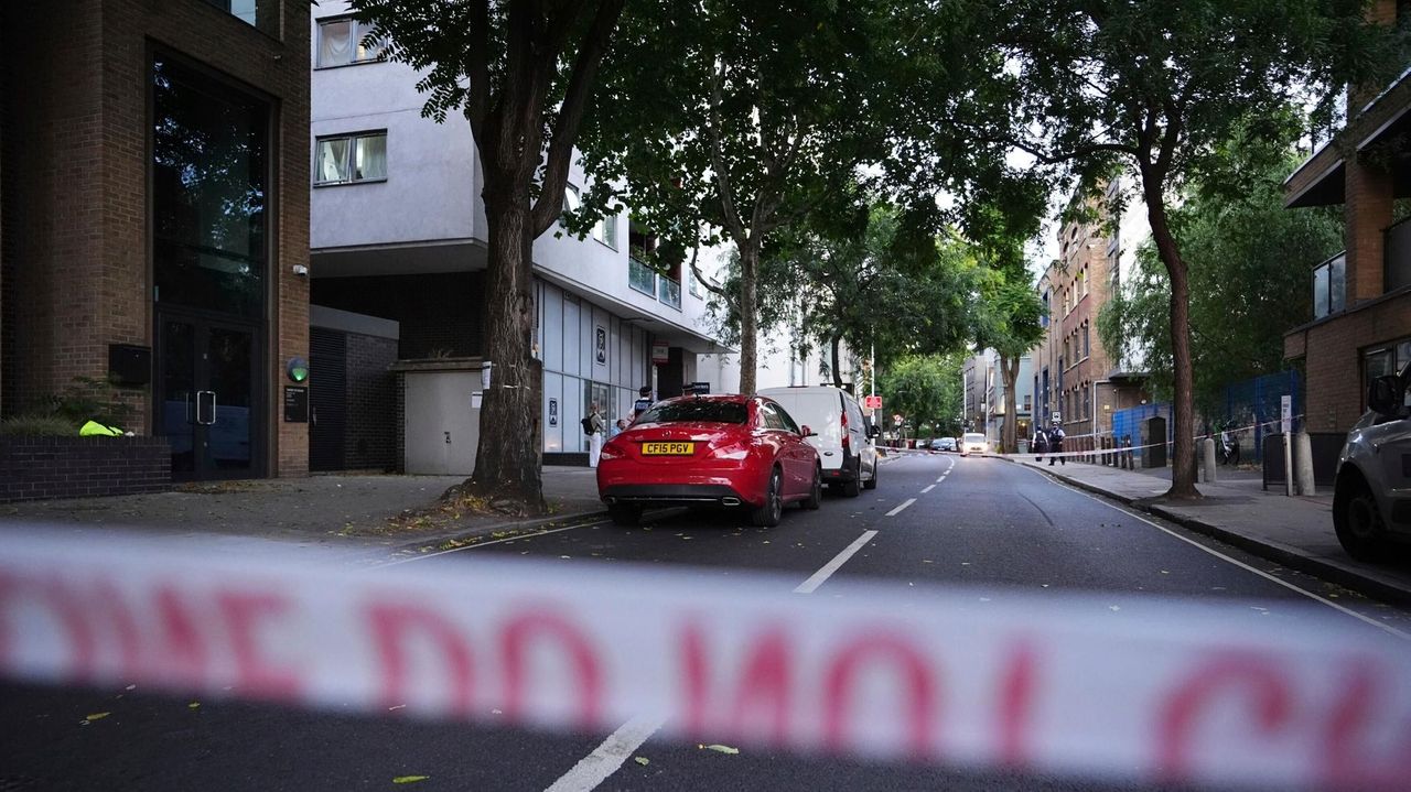 London stabbings leave 2 dead, 2 hospitalized, including suspect - Newsday