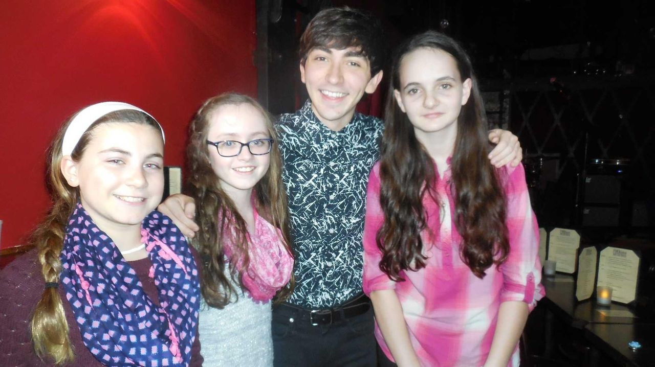 Singer Dylan Gardner talks with Kidsday - Newsday