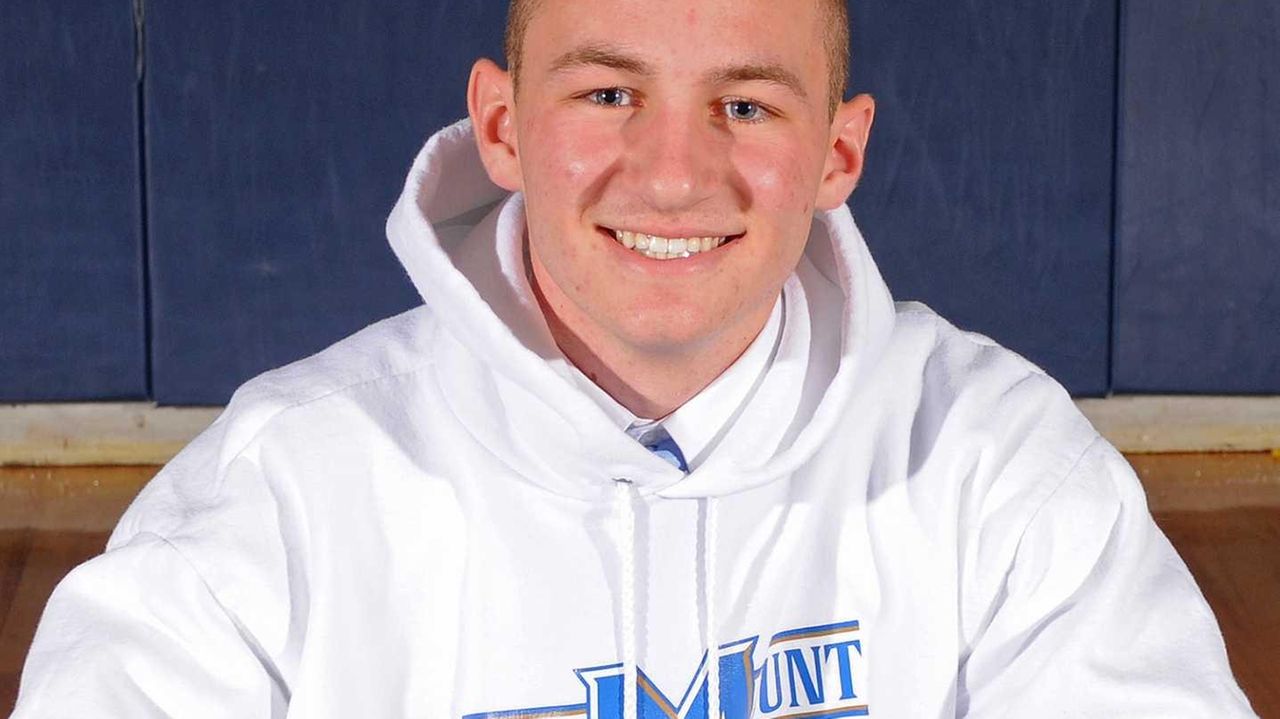 St. Dom's R.J. Beil records 250th point of his career - Newsday