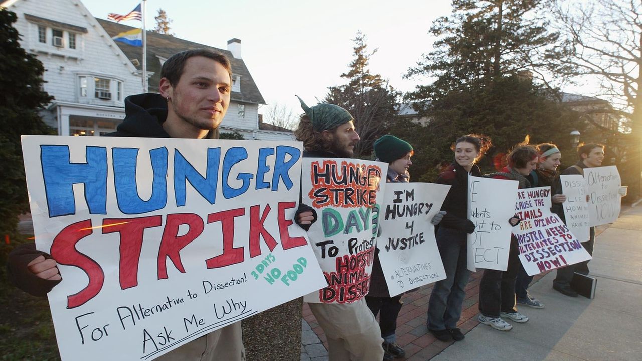 From the archives: Hofstra students on hunger strike - Newsday