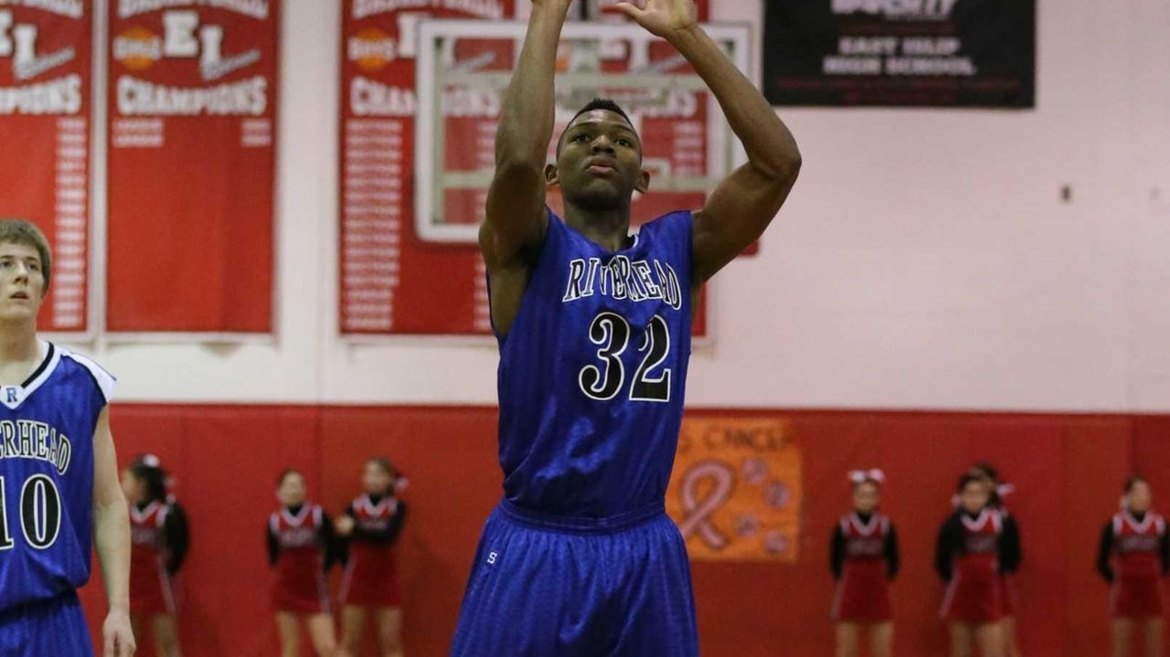 Cheatom, Tolliver provide spark in Riverhead's win over East Islip ...