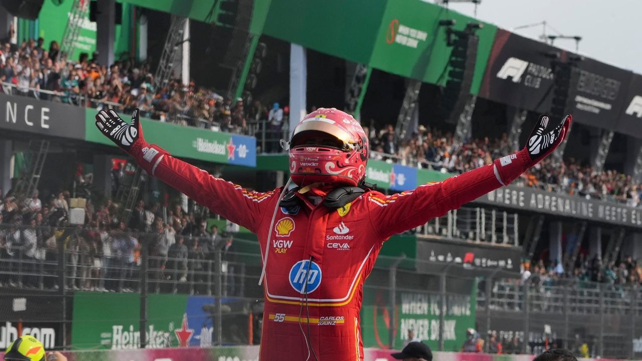 Sainz wins Mexico City Grand Prix as Norris tightens championship fight - Newsday