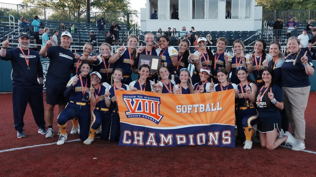Nassau Class AAA softball final photos: Massapequa vs. Oceanside (Game ...