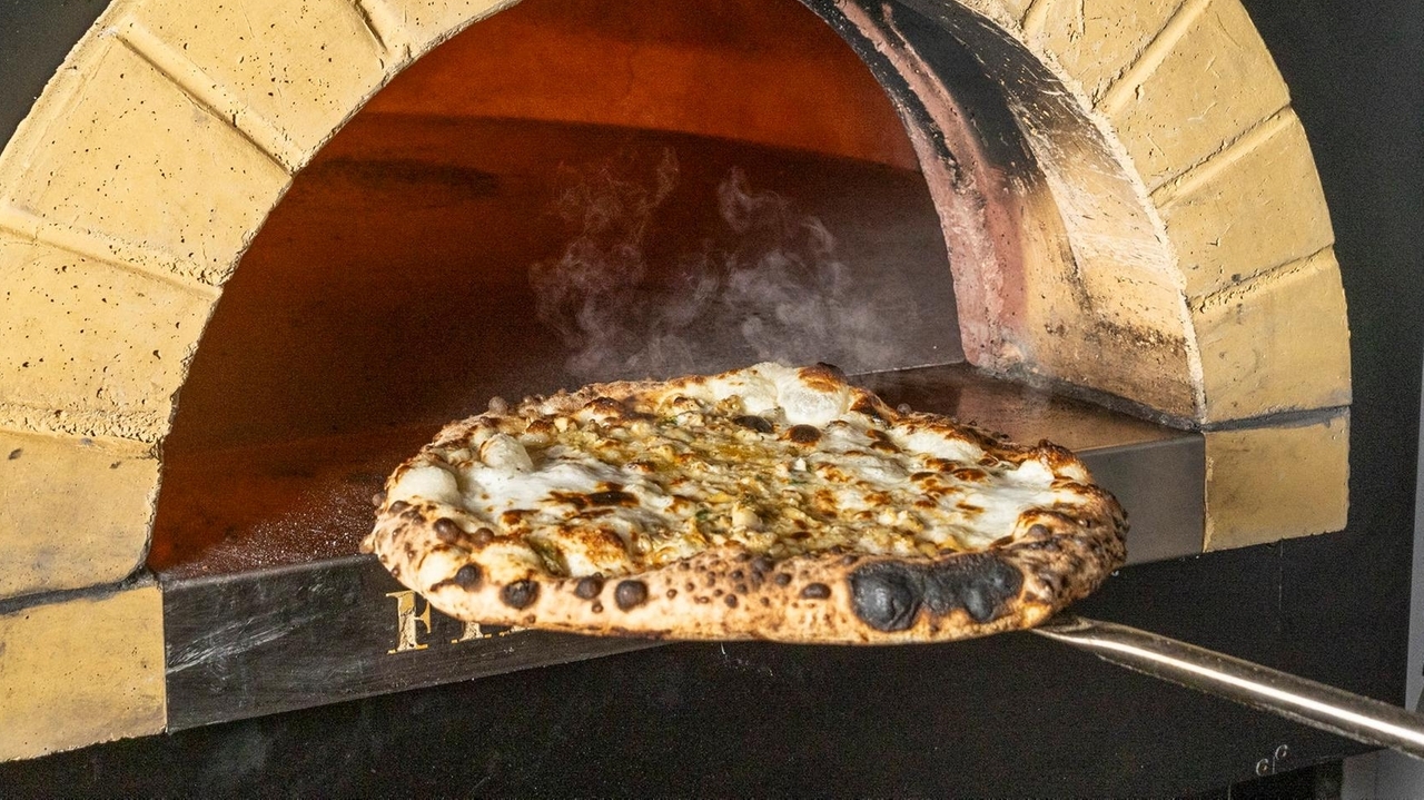 Huntington's 1653 Pizza Company and Rust & Gold close - Newsday