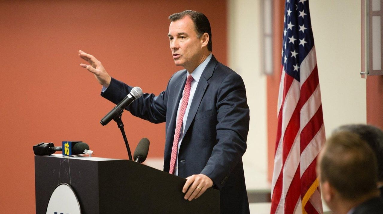 Dan DeBono gets Republican nod to challenge Rep. Thomas Suozzi - Newsday