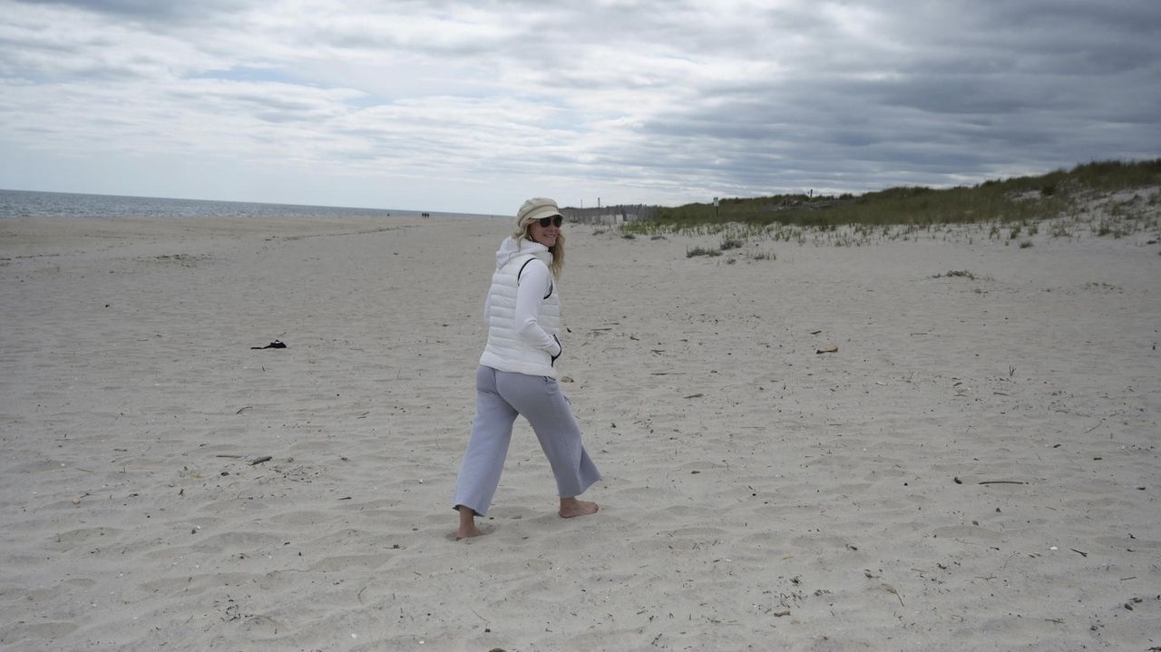 Potential nor'easter to miss Long Island; rain wind coming - Newsday