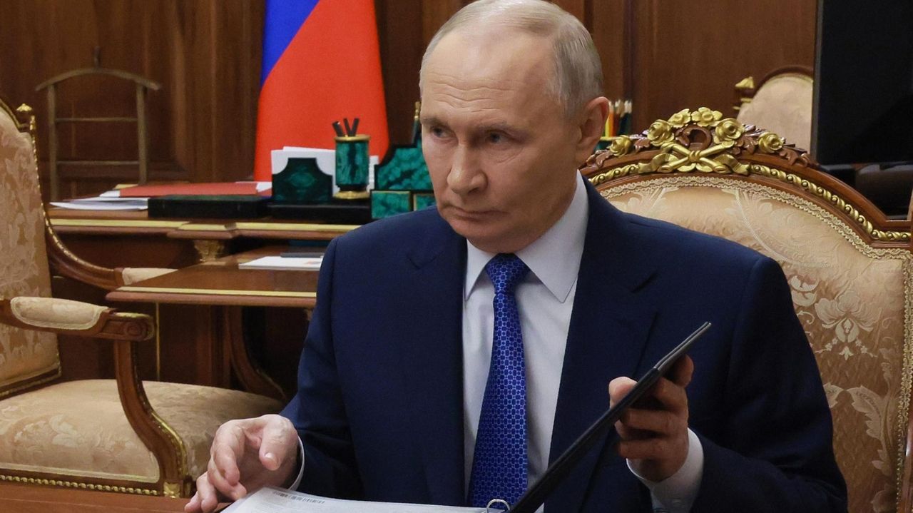 Putin's war, LIRR changes, Jerome Powell - Newsday