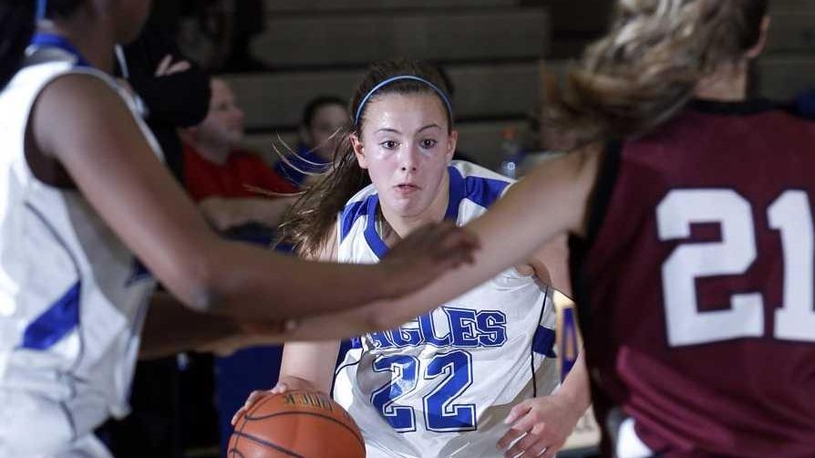 Peragallo shows versatility for Hauppauge - Newsday