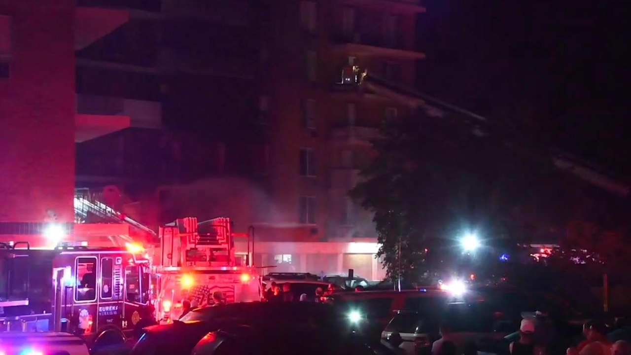 About 50 families displaced, four people hurt in Hempstead apartment ...