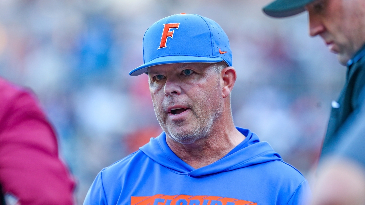 Florida baseball coach Kevin O'Sullivan returns from leave to address ...