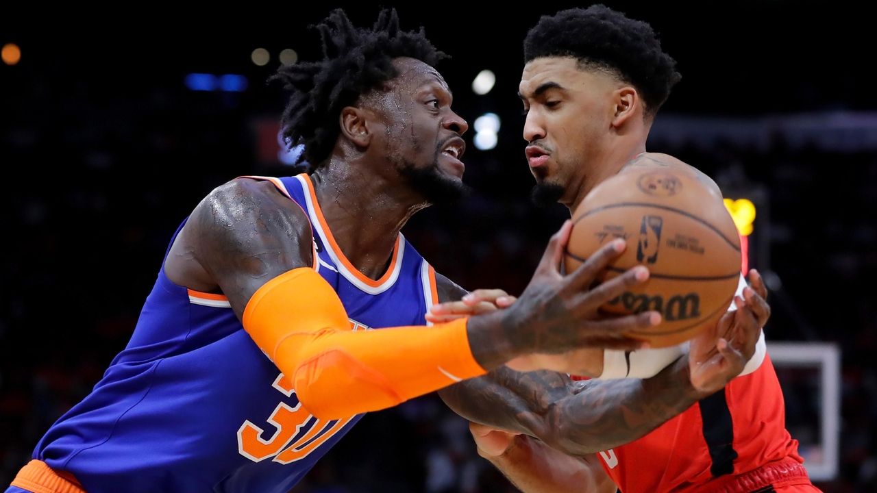 Julius Randle, Immanuel Quickley help Knicks top Rockets, snap losing ...